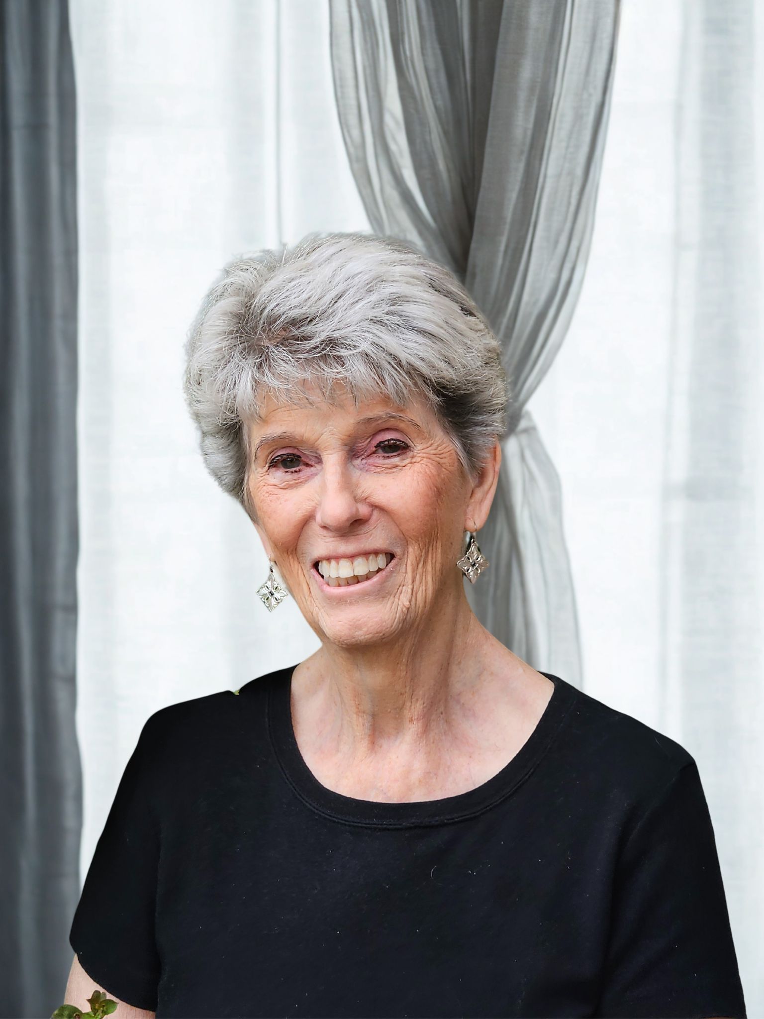 ABOUT ME – Linda Broday